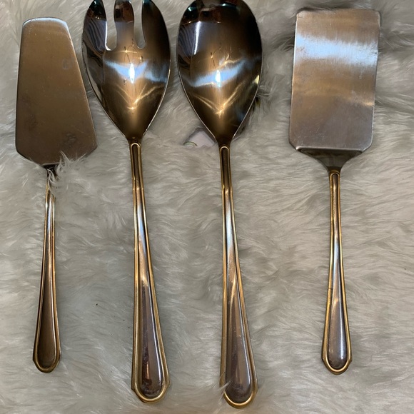 Hampton | Kitchen | Hampton Silversmiths Ss Flatware Portrait With Gold ...